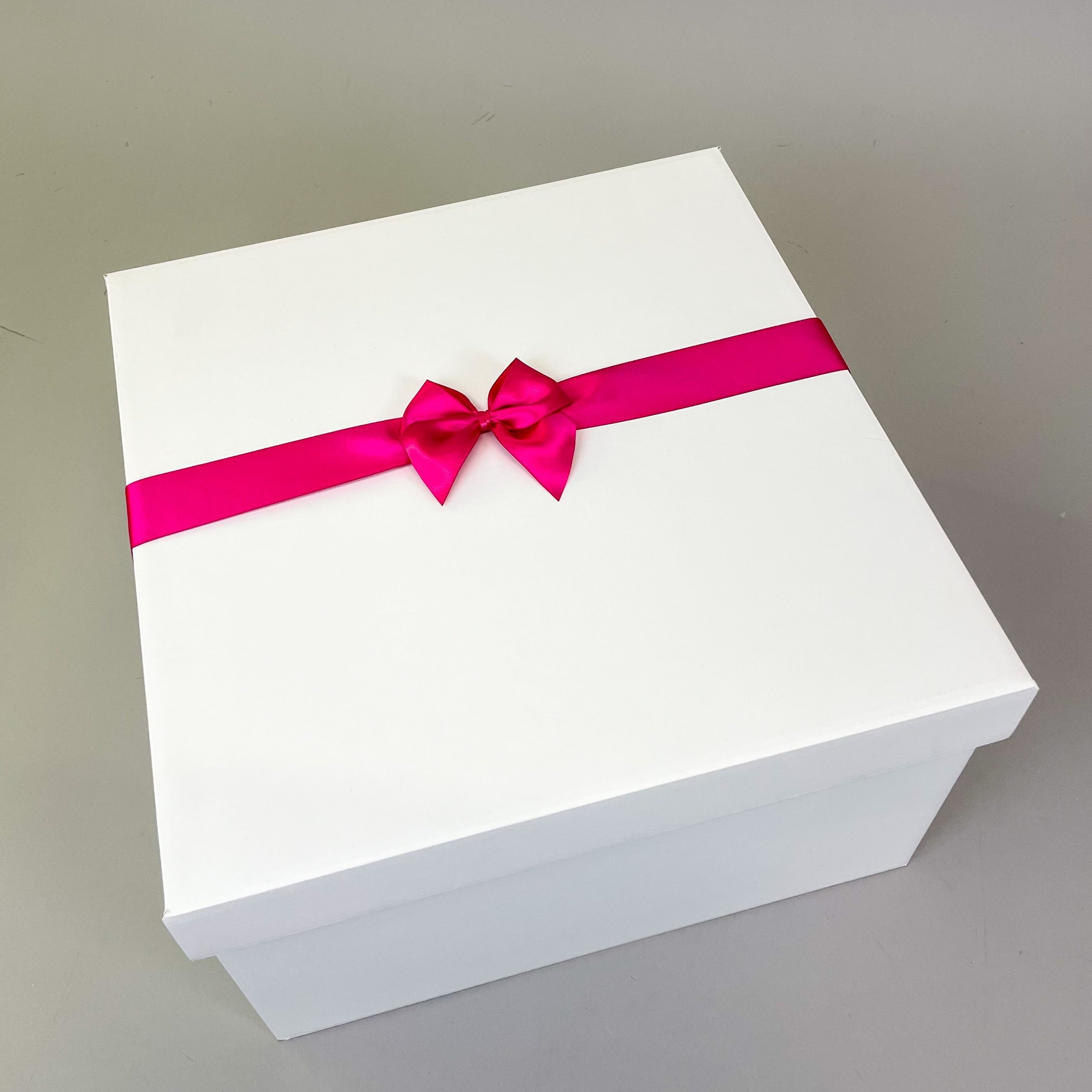 Pre-tied Bow - Size 7 (to fit Large Hamper / Balloon Box. Boxes sold s ...